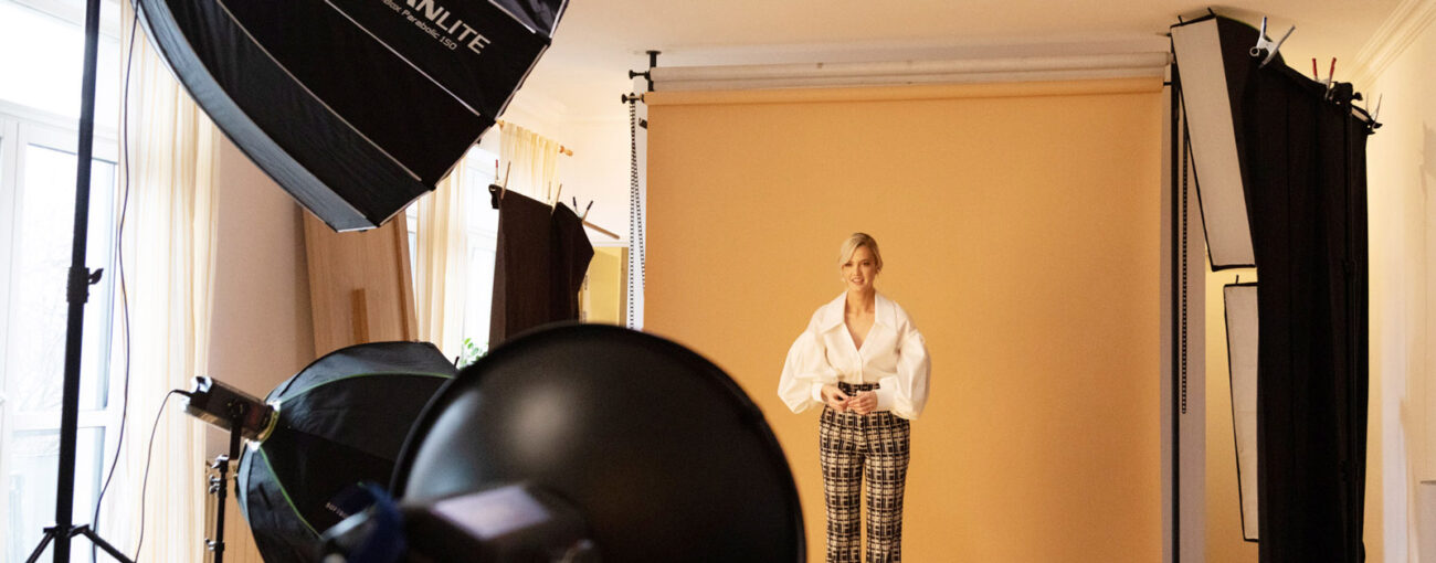 Studio Kadar - Kabe Space